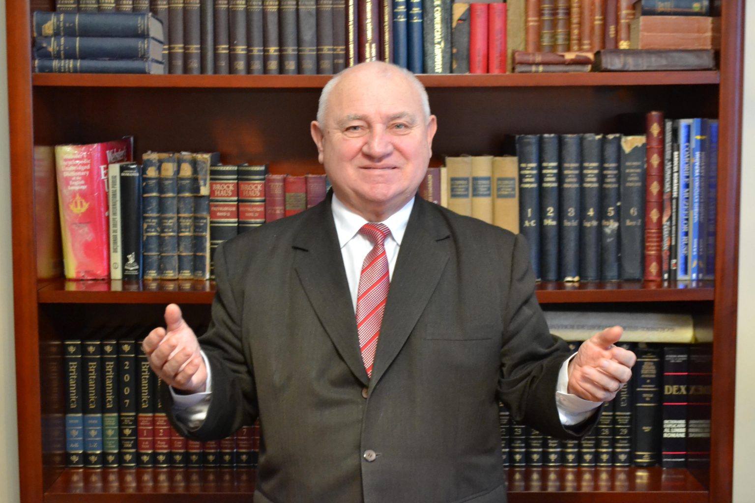 Interviu cu prof.univ.dr. Pavel Abraham, cadru didactic în cadrul ...